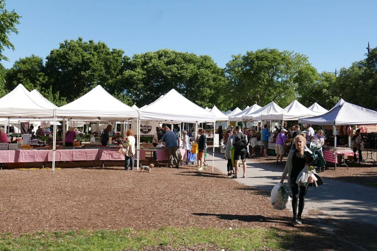 20 Best Farmers Markets in Chicago (When & Where to Find the Fresh ...